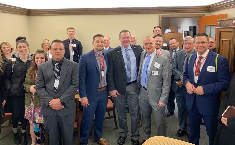 Rep. Mueller welcomes local church group to Lansing - MI House Republicans
