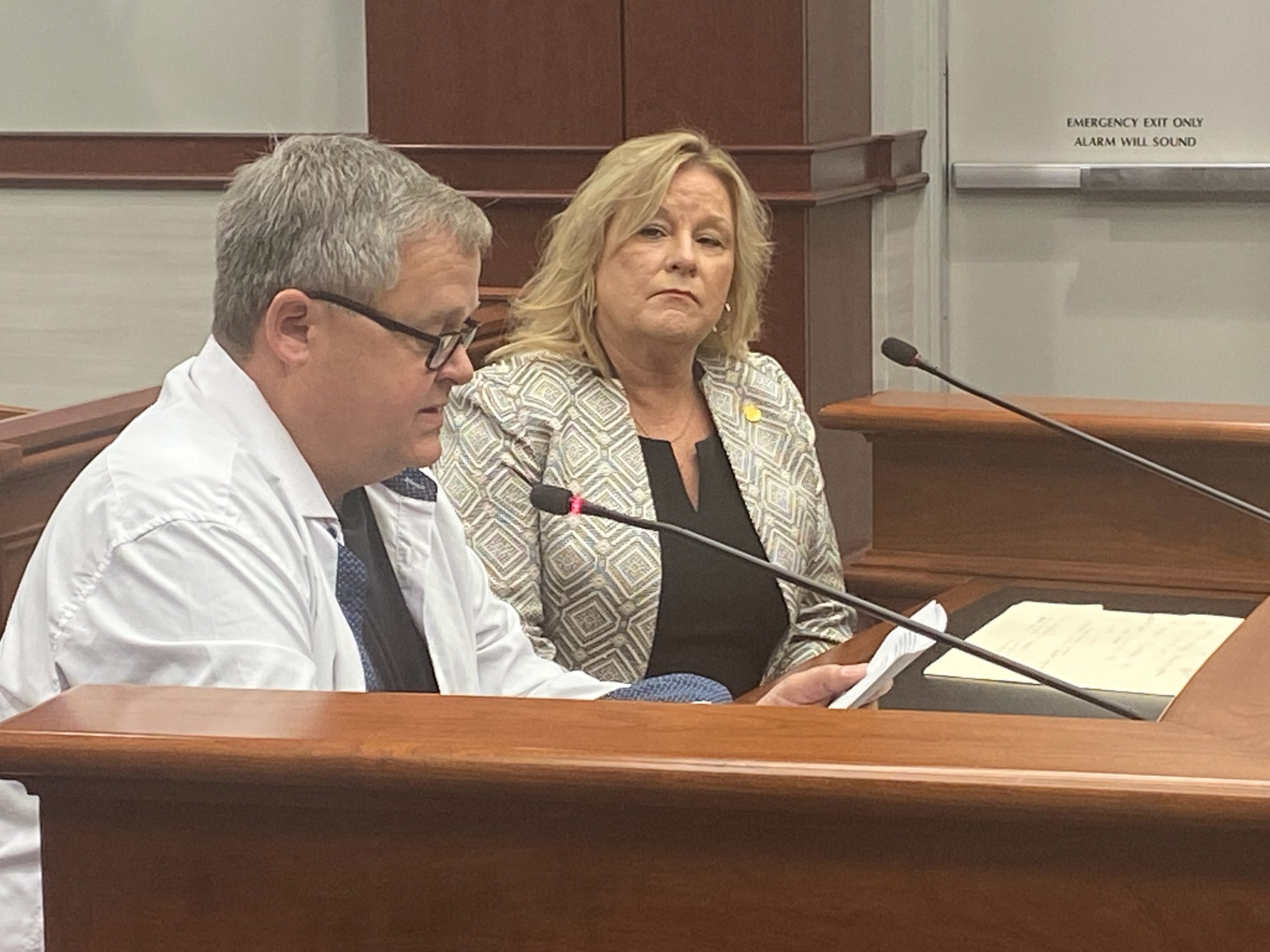 Senate approves Rep. Alexander plan to support Michigan bait industry